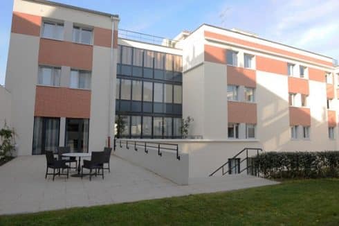 Plus de 500 000 places à créer en maisons de retraite d'ici 2040